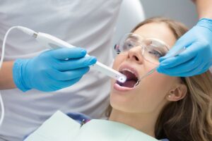 Tech it Out: The Benefits of Using an Intraoral Camera to Diagnose ...